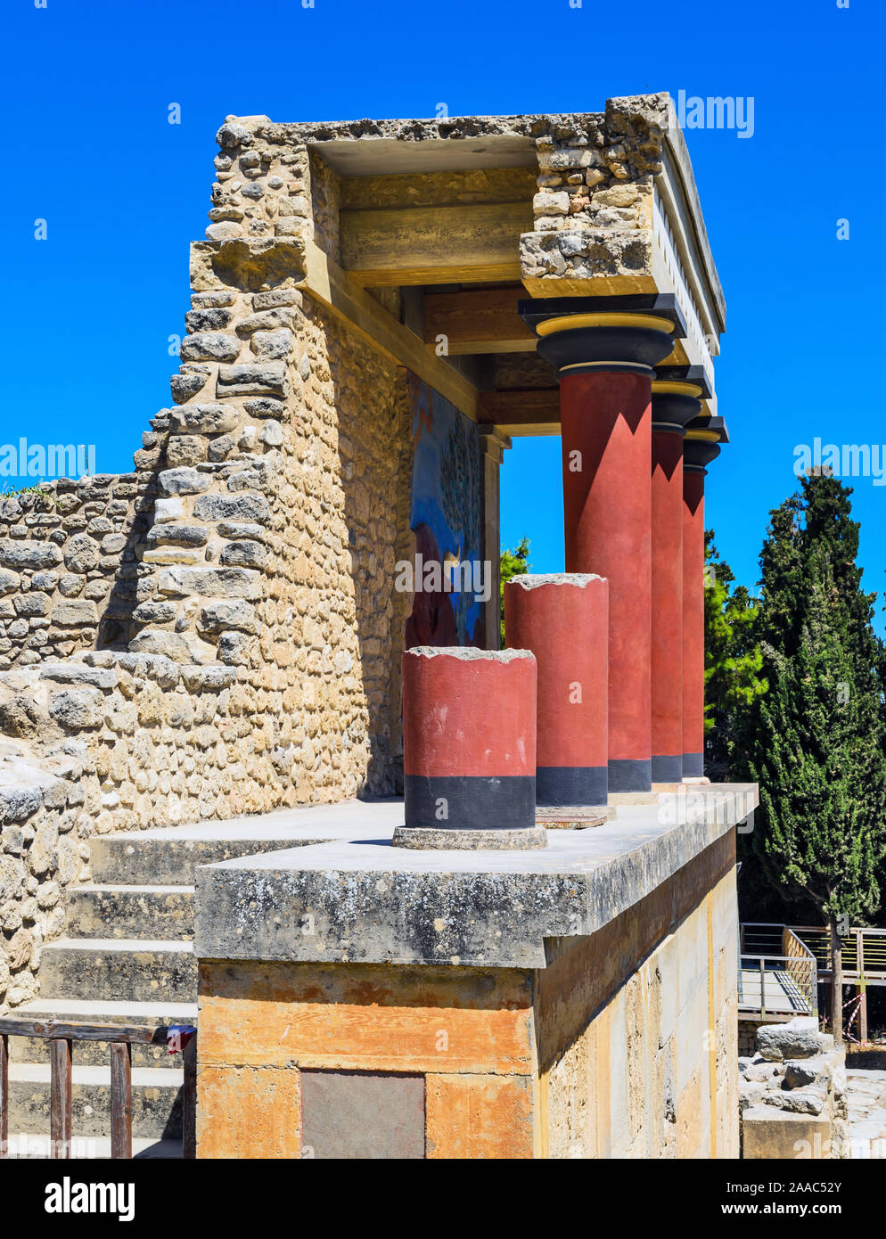Knossos palace on a Crete island in Greece Stock Photo - Alamy