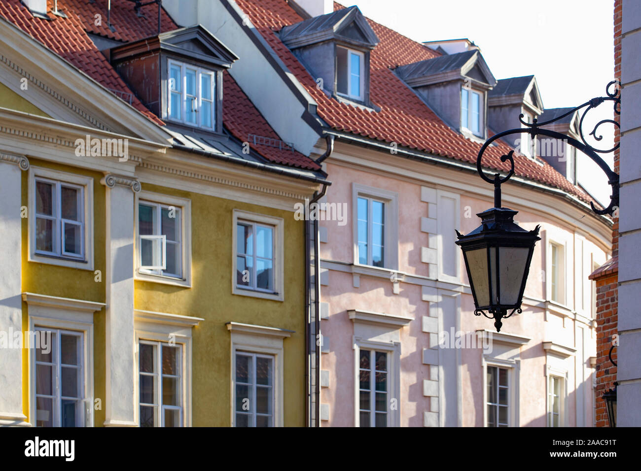 Warsaw (Warszawa) old town architecture, vintage buildings, rebuild ...