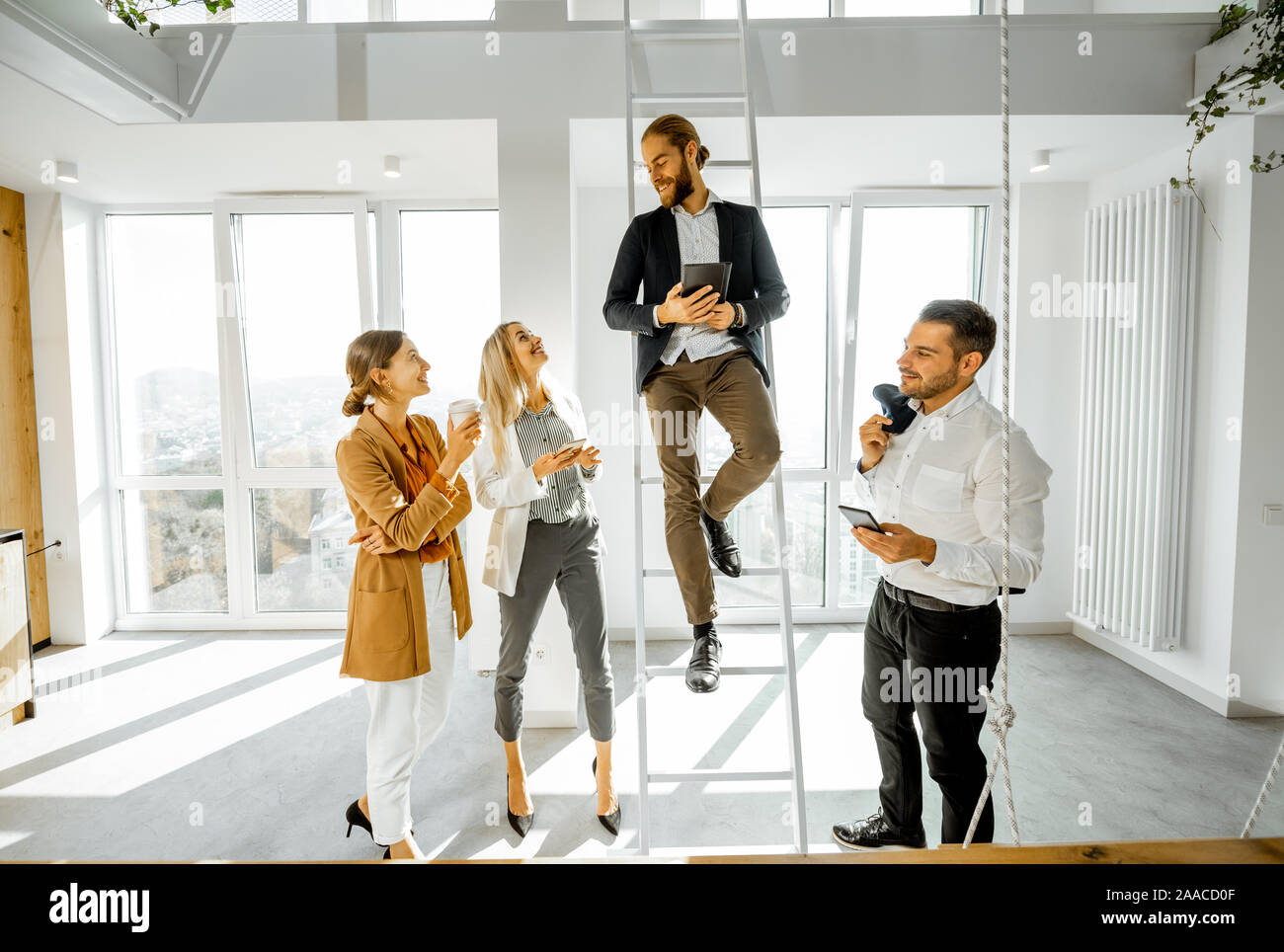 Architect conversation meeting teamwork office hi-res stock photography ...