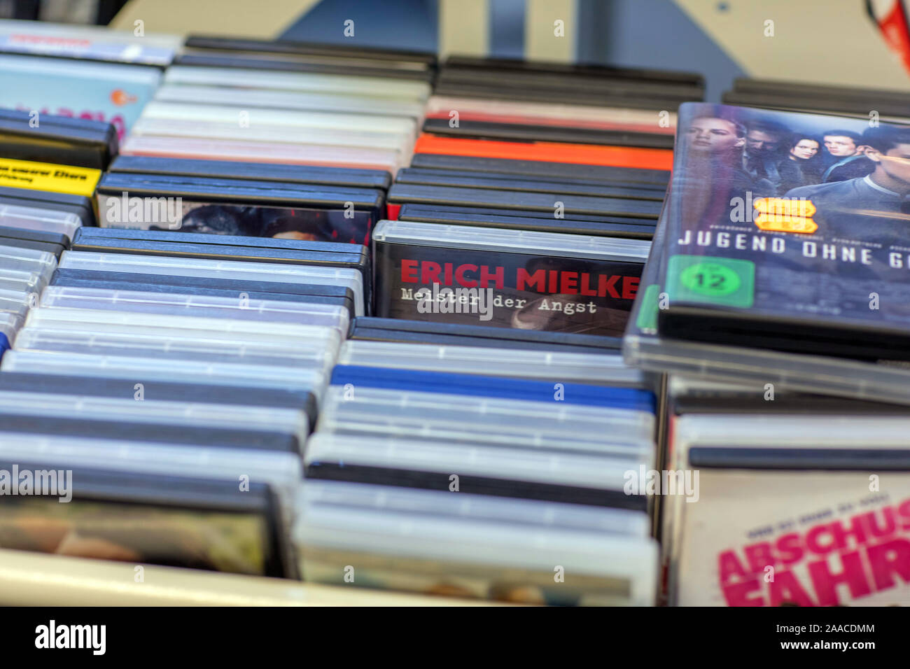 Film dvd cover shelf hi-res stock photography and images - Alamy