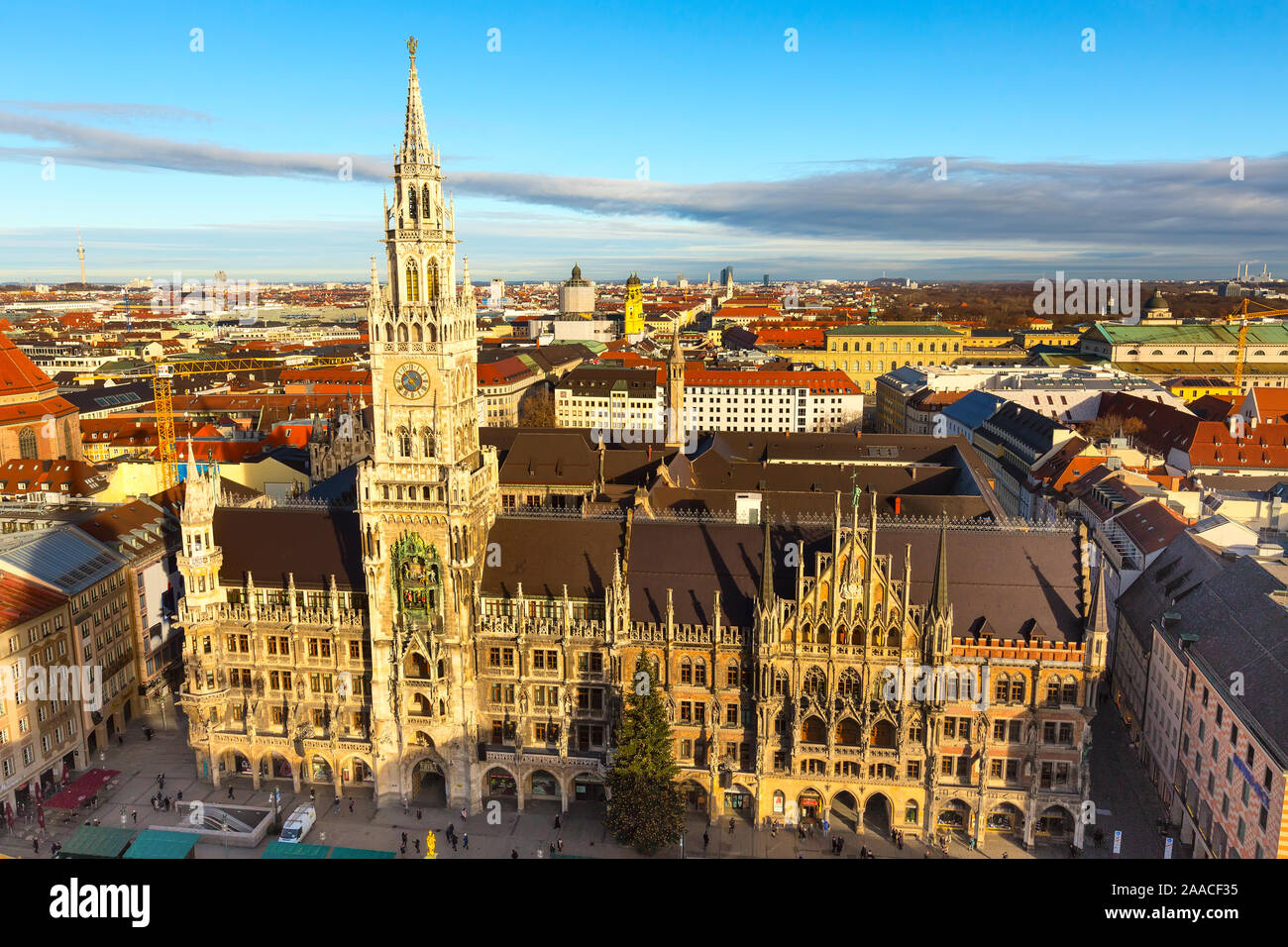 Aerial panoramic view of Marienplatz town hall rathaus and city skyline ...