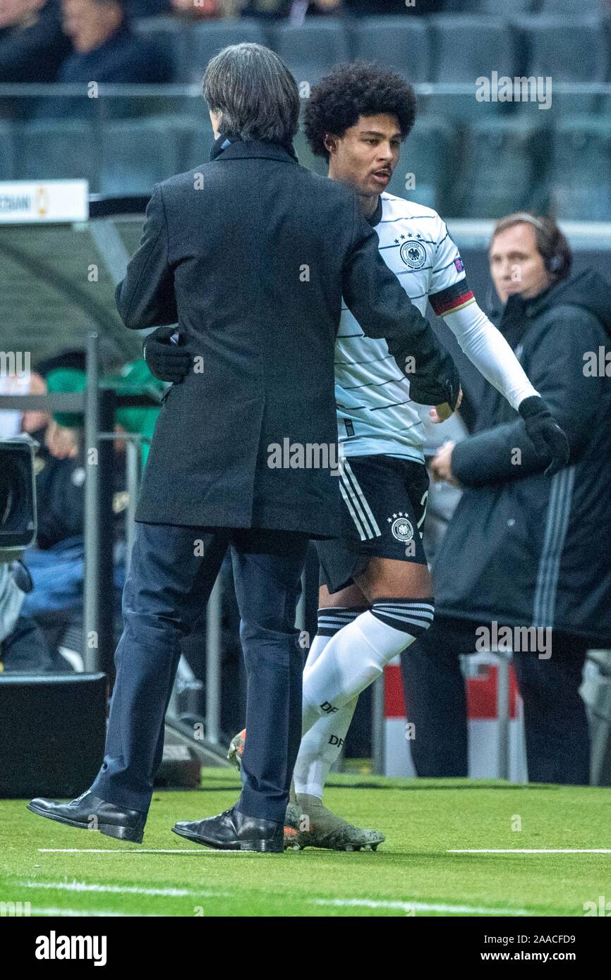 Frankfurt, Deutschland. 20th Nov, 2019. Serge GNABRY (l., GER) was ...
