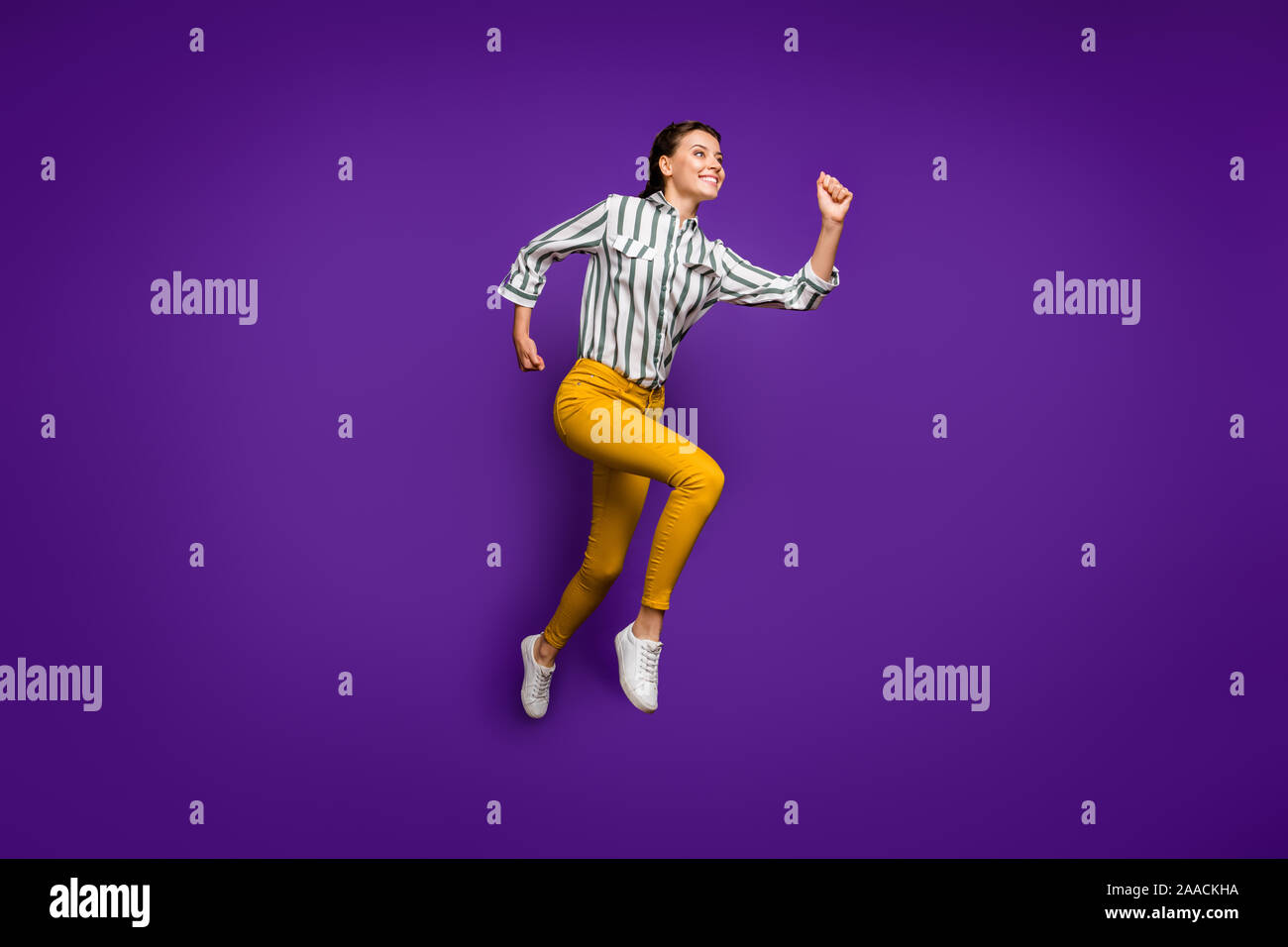 Full size profile photo of crazy beautiful lady jumping high rushing to ...