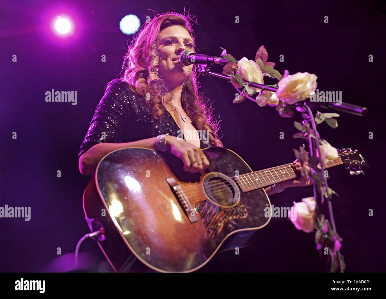 Twinnie Performing at Manchester O2 Ritz Featuring: Twinnie, Twinnie ...