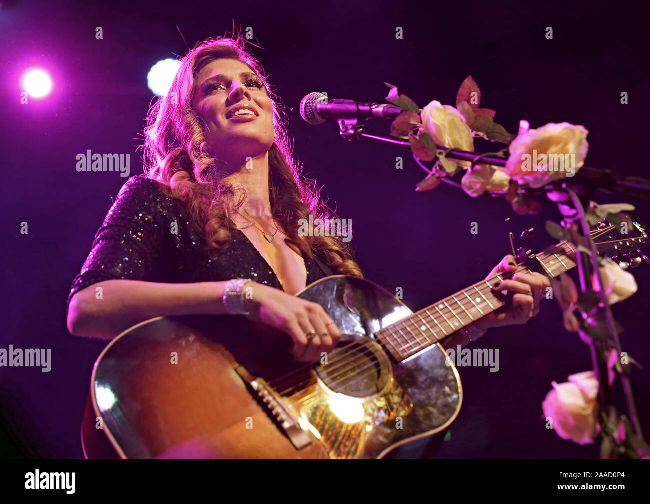 Twinnie Performing at Manchester O2 Ritz Featuring: Twinnie, Twinnie ...