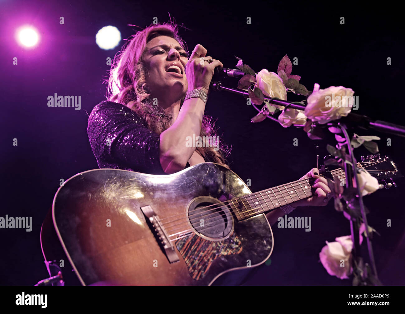 Twinnie Performing at Manchester O2 Ritz Featuring: Twinnie, Twinnie ...