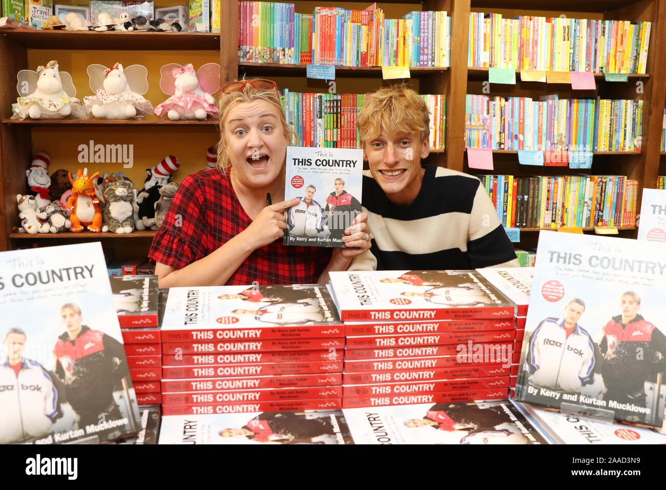 Cirencester book signing hi-res stock photography and images - Alamy