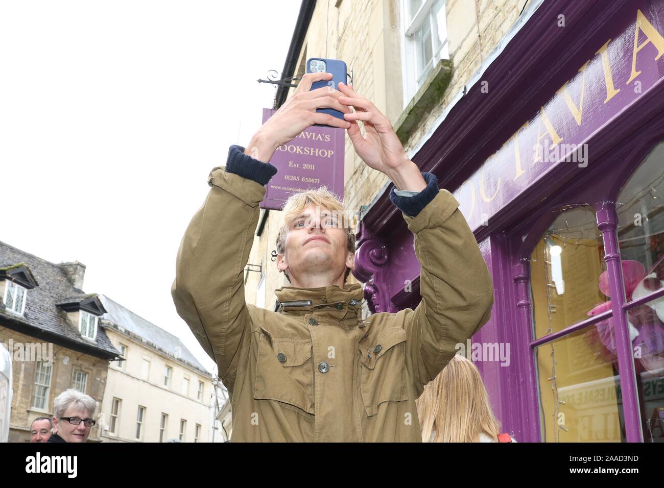 Lee kurtan mucklowe hi-res stock photography and images - Alamy
