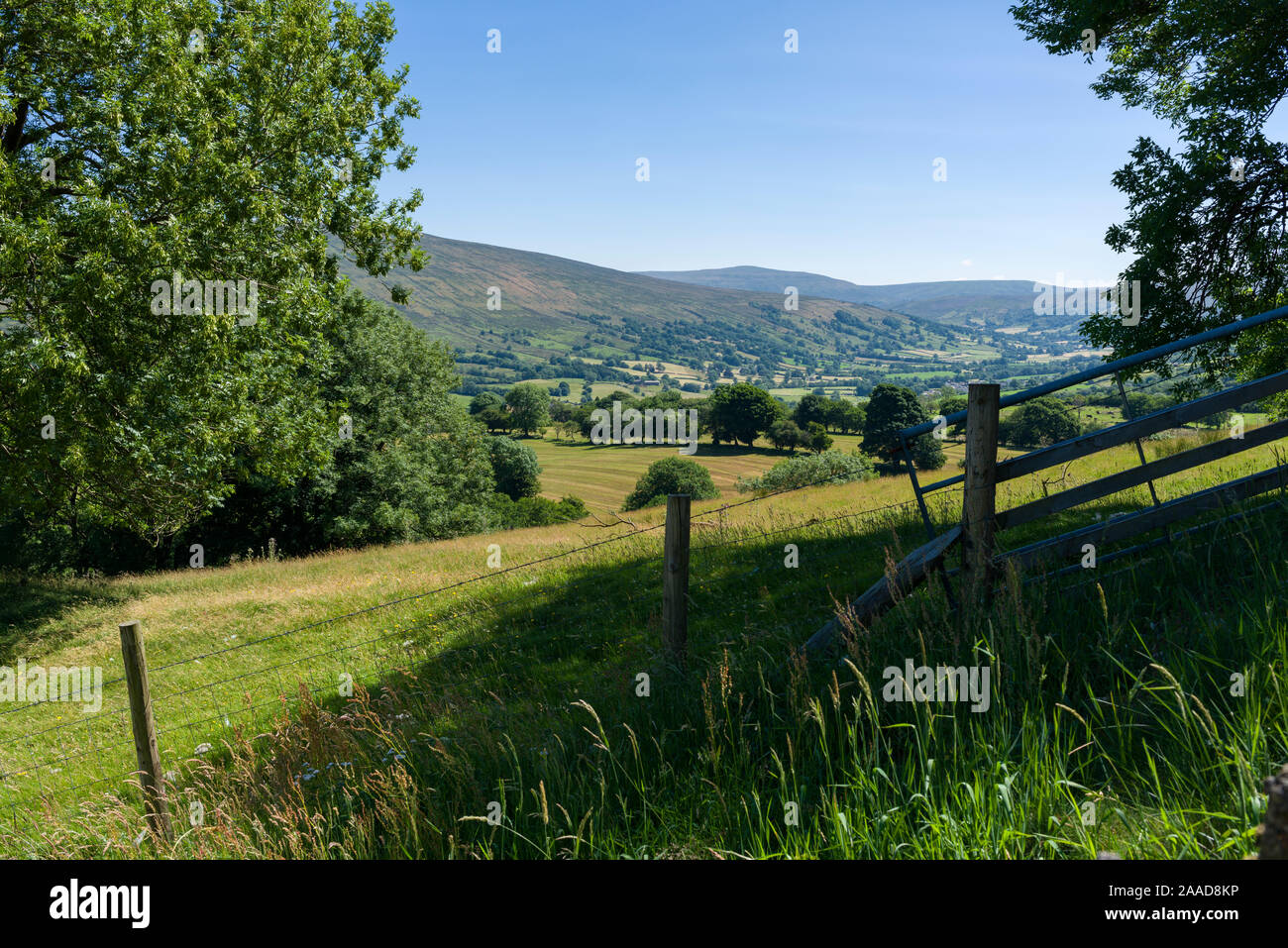 The view over Dentdale in the Yorkshire Dales National Park, Cumbria ...