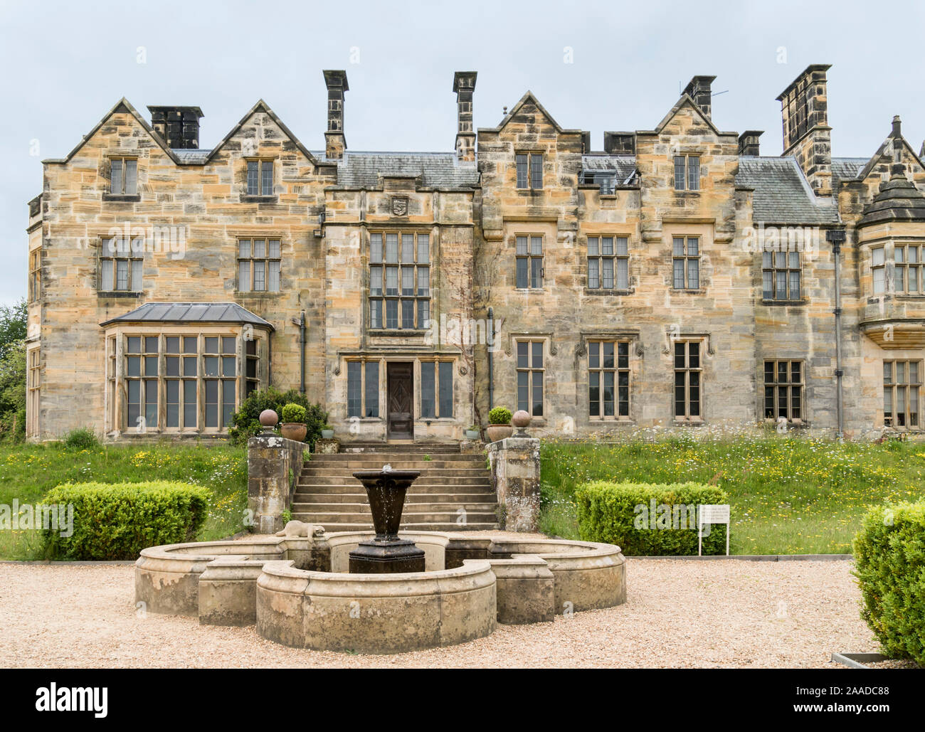 Scotney Castle house and terrace, Lamberhurst, Kent, UK Stock Photo - Alamy