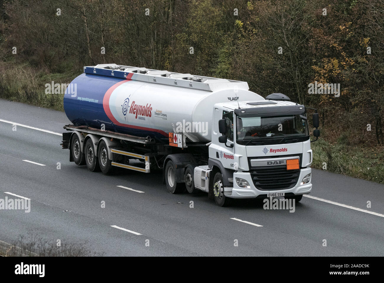 Articulated tanker trailer hi-res stock photography and images - Alamy
