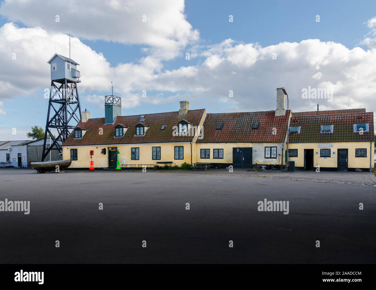 Viking fishing village hi-res stock photography and images - Alamy