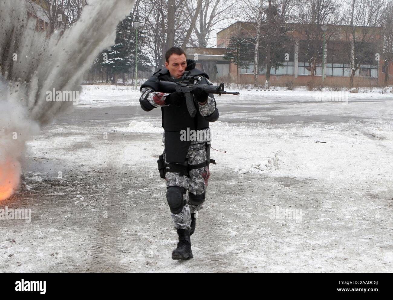 Jean claude van damme universal soldier hi-res stock photography and ...