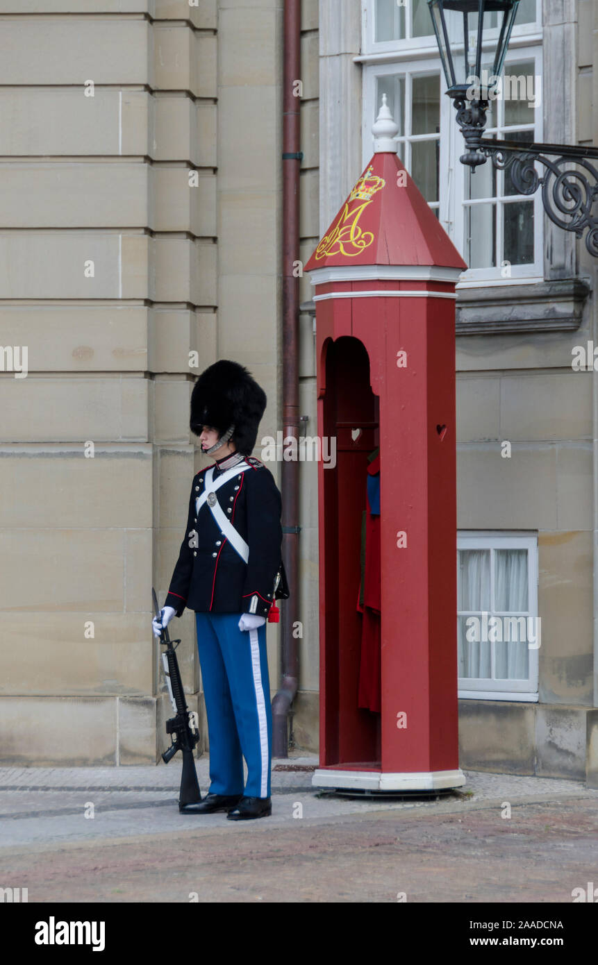 Sentry box copenhagen hi-res stock photography and images - Alamy