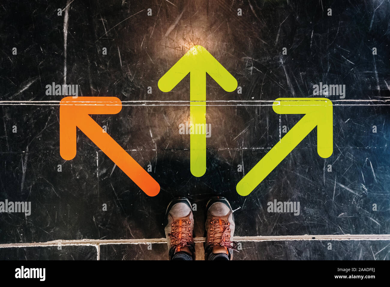 Three feet city hi-res stock photography and images - Alamy