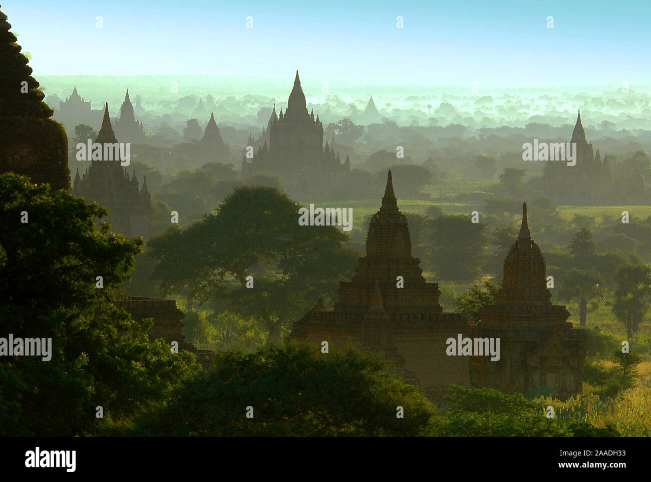 Tempel in Bagan / Myanmar Stock Photo - Alamy