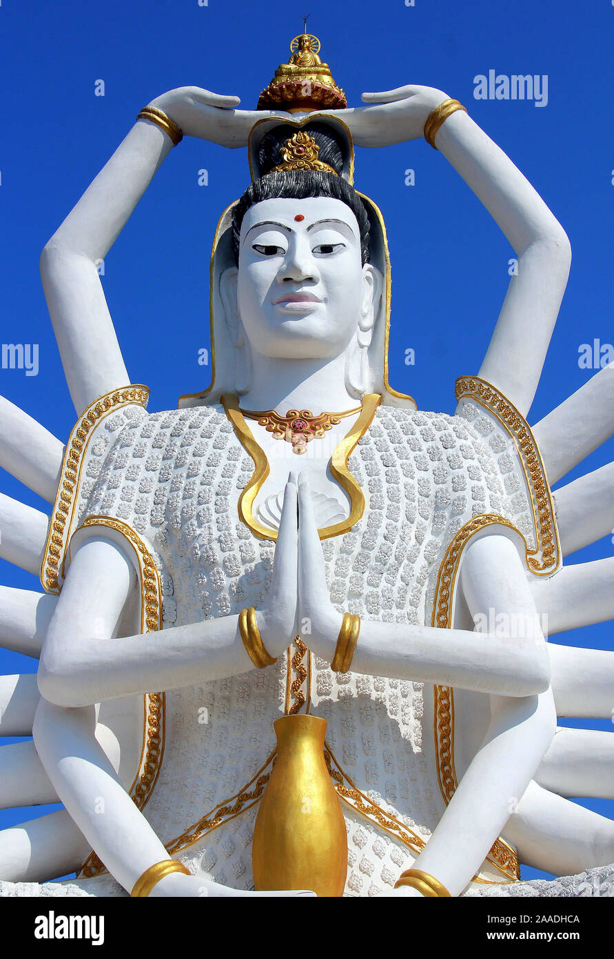 18 armige Shiva im Wat Plai Leam Resort Stock Photo - Alamy