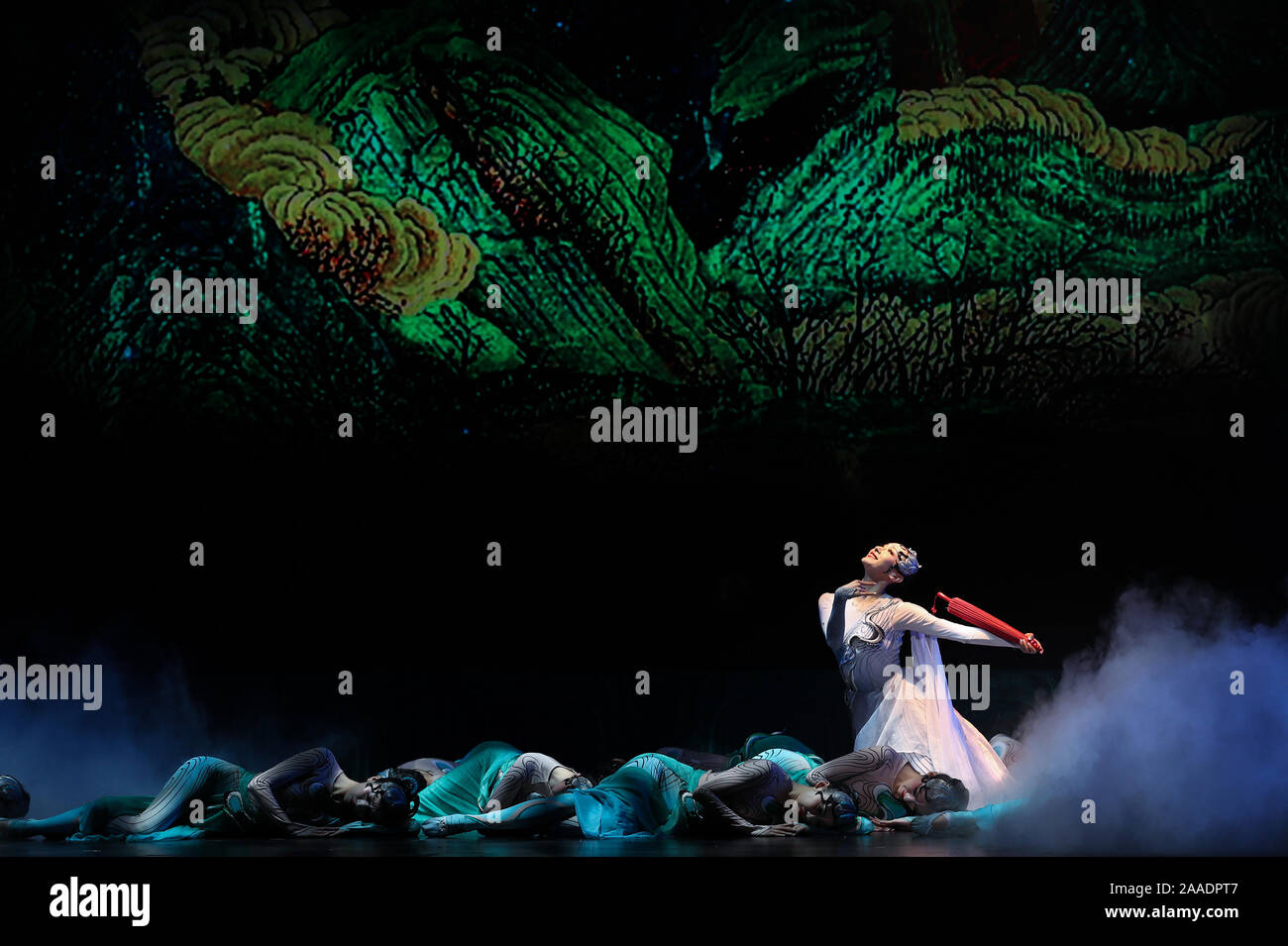 Dance tales hi-res stock photography and images - Alamy