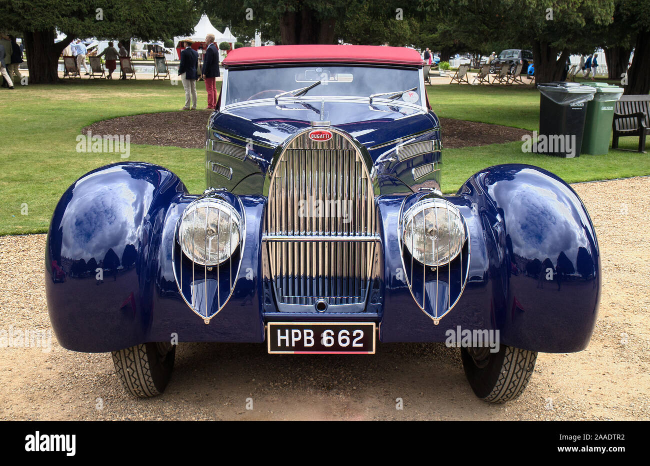 Concours of elegance at hampton court palace hi-res stock photography ...