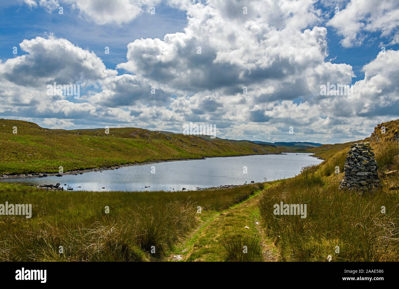 Welsh lakes hi-res stock photography and images - Alamy