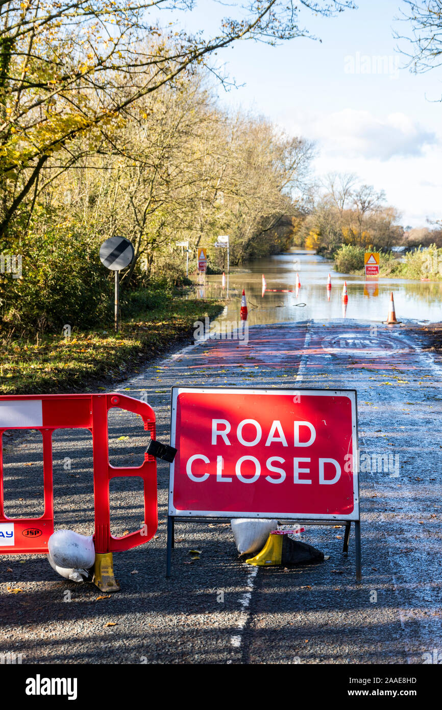 Flooding flooded vertical portrait hi-res stock photography and images ...