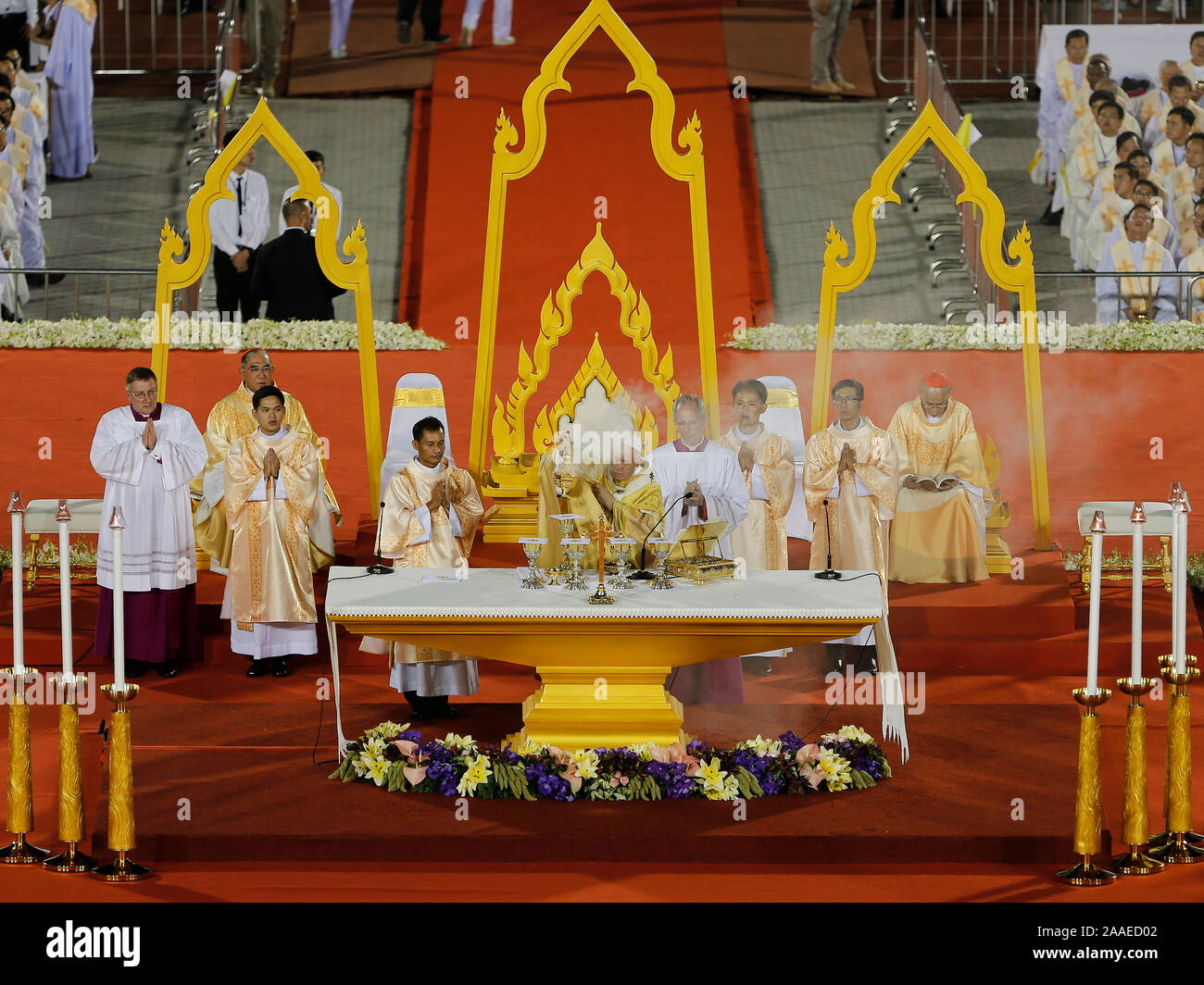 Pope Mass 4