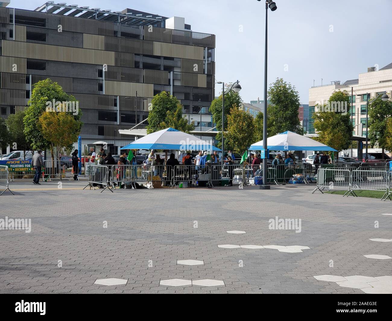 Ucsf and protest hi-res stock photography and images - Alamy