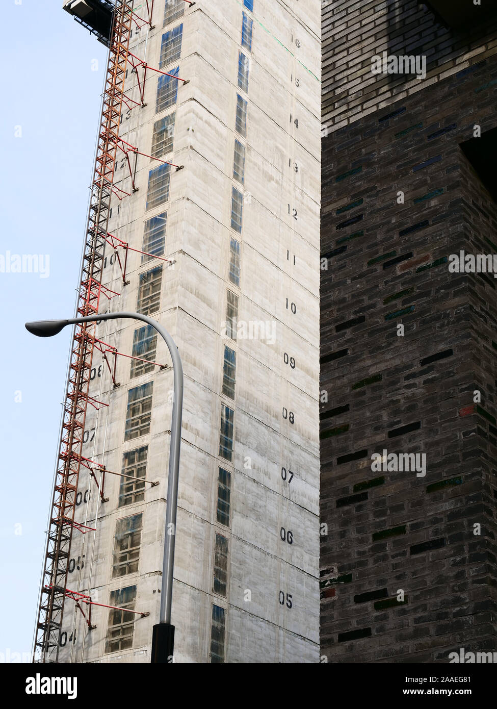 Large construction project along Victoria Road, London, building a tall ...