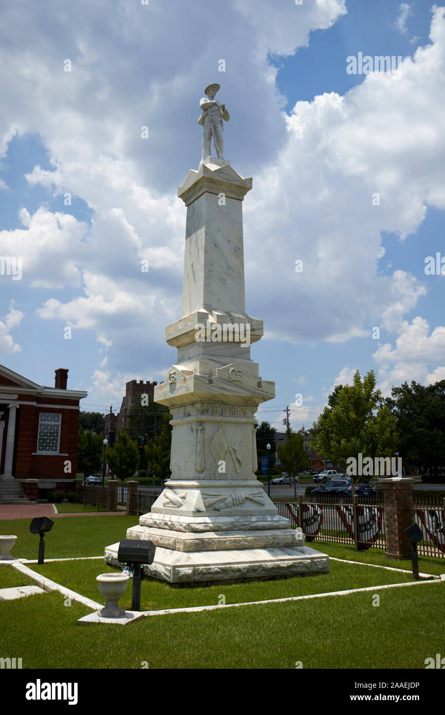 confederate army war memorial monument dublin georgia usa Stock Photo ...