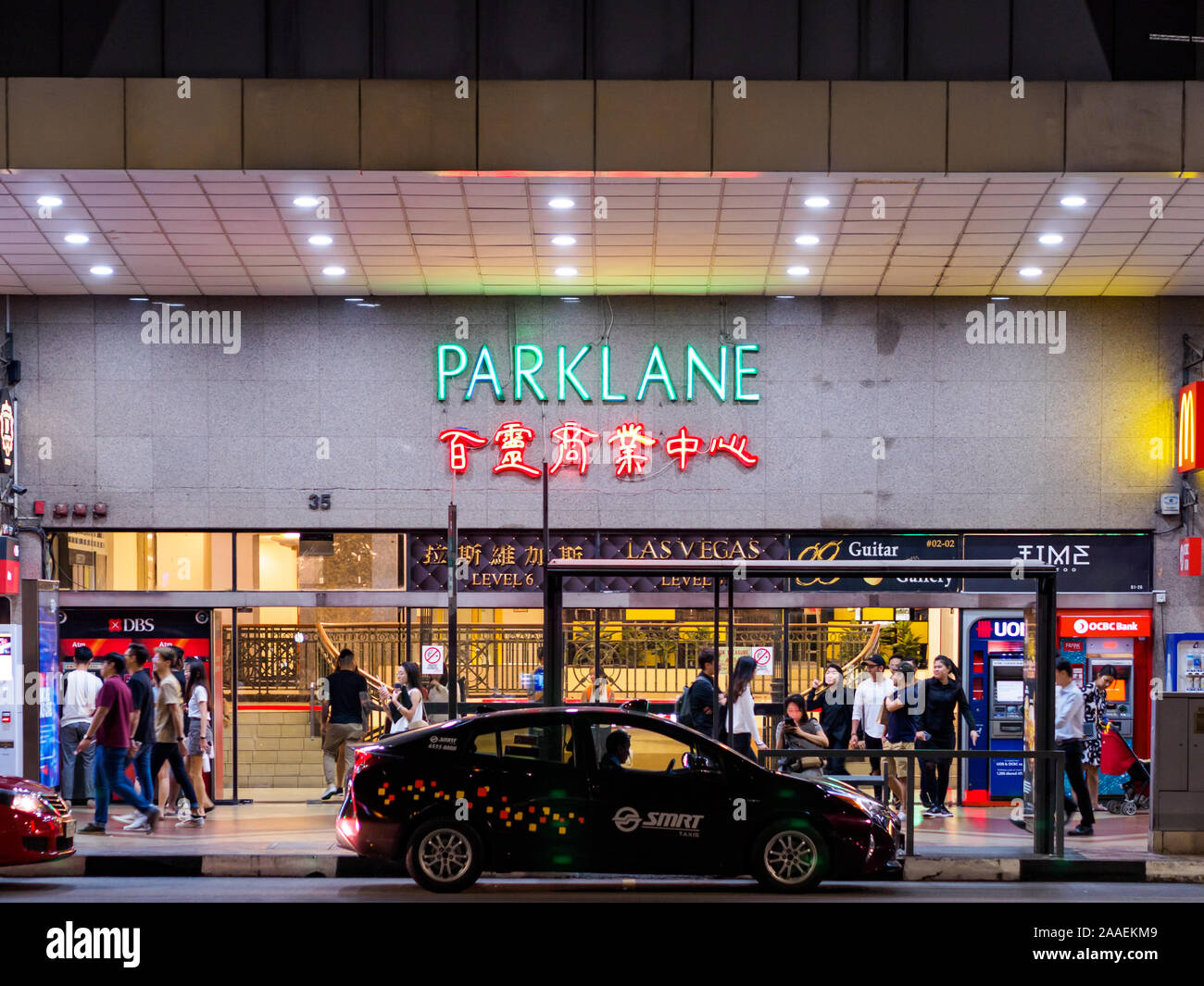 Singapore parklane hi-res stock photography and images - Alamy