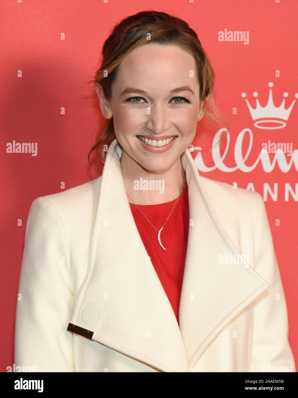 November 20, 2019, Los Angeles, California, USA: Kelly Jakle attends ...