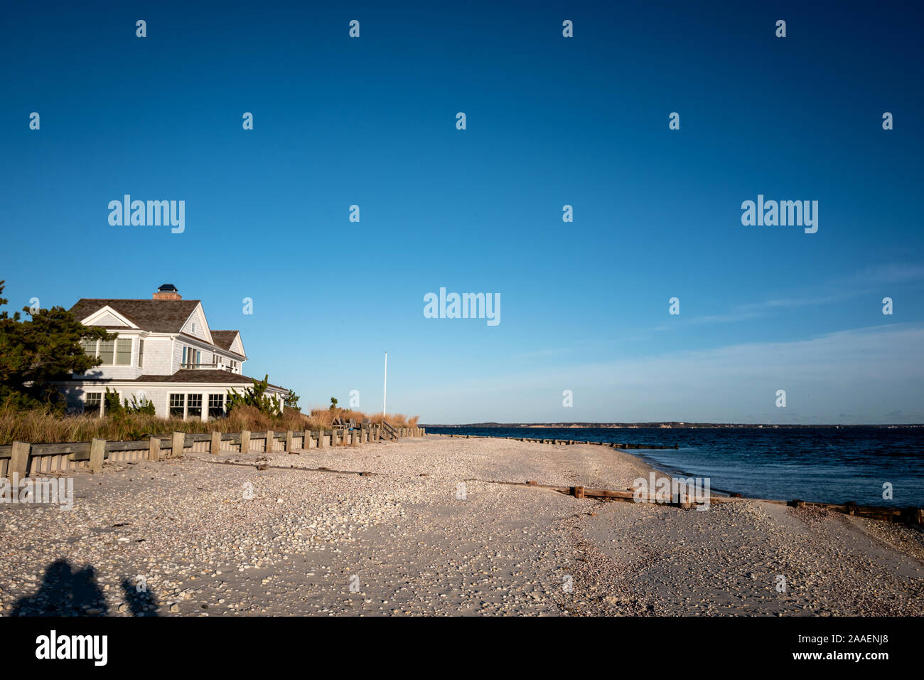 Ona beach in Southold, Long Island, New York Stock Photo - Alamy