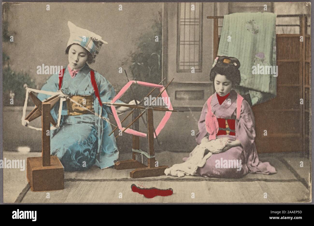 Maiko apprentice geisha dressed in hi-res stock photography and images ...