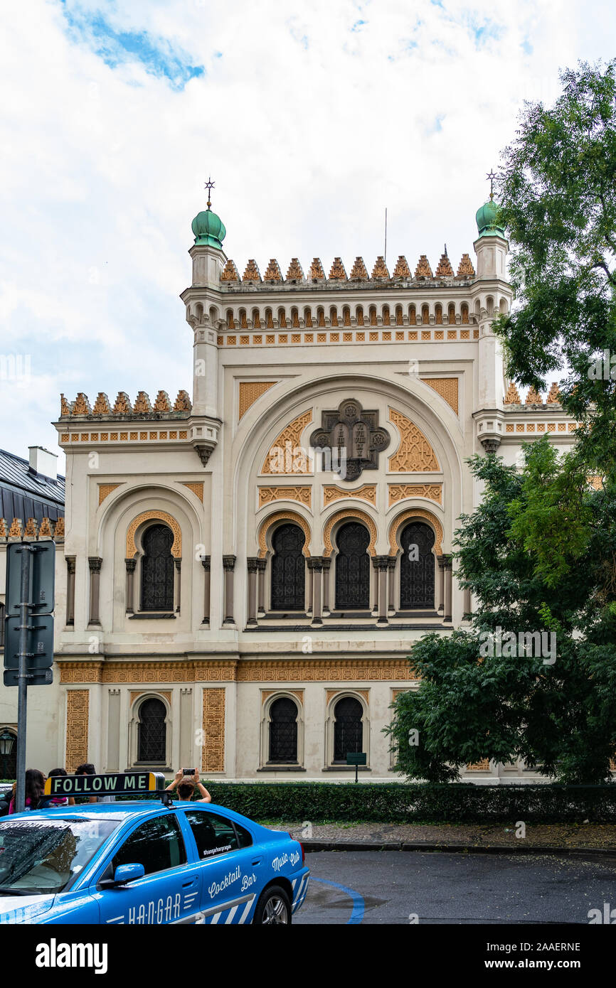 Spanish Synagogue Prague in Czech Republic Stock Photo - Alamy