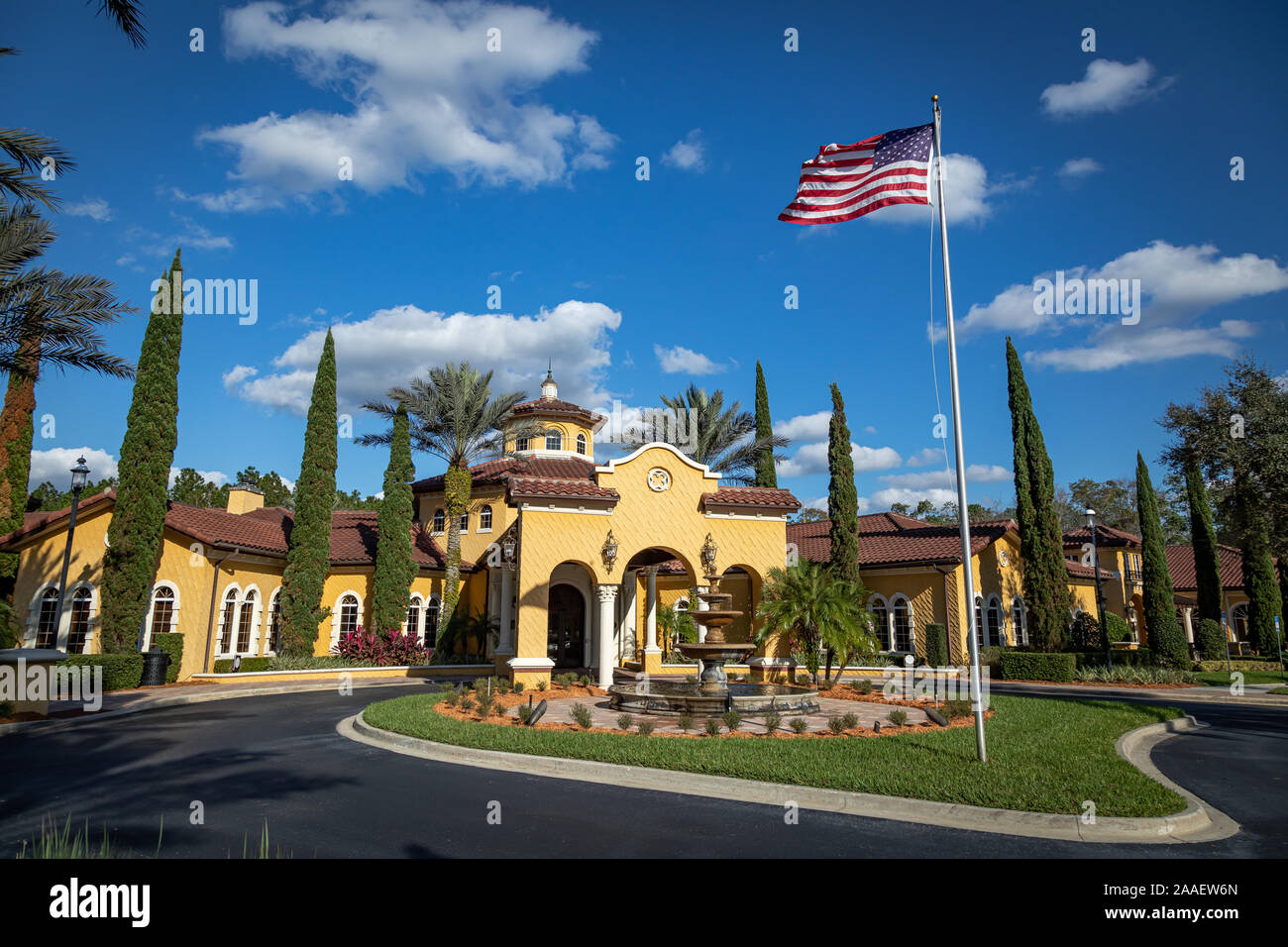 Elderly community center hi-res stock photography and images - Alamy