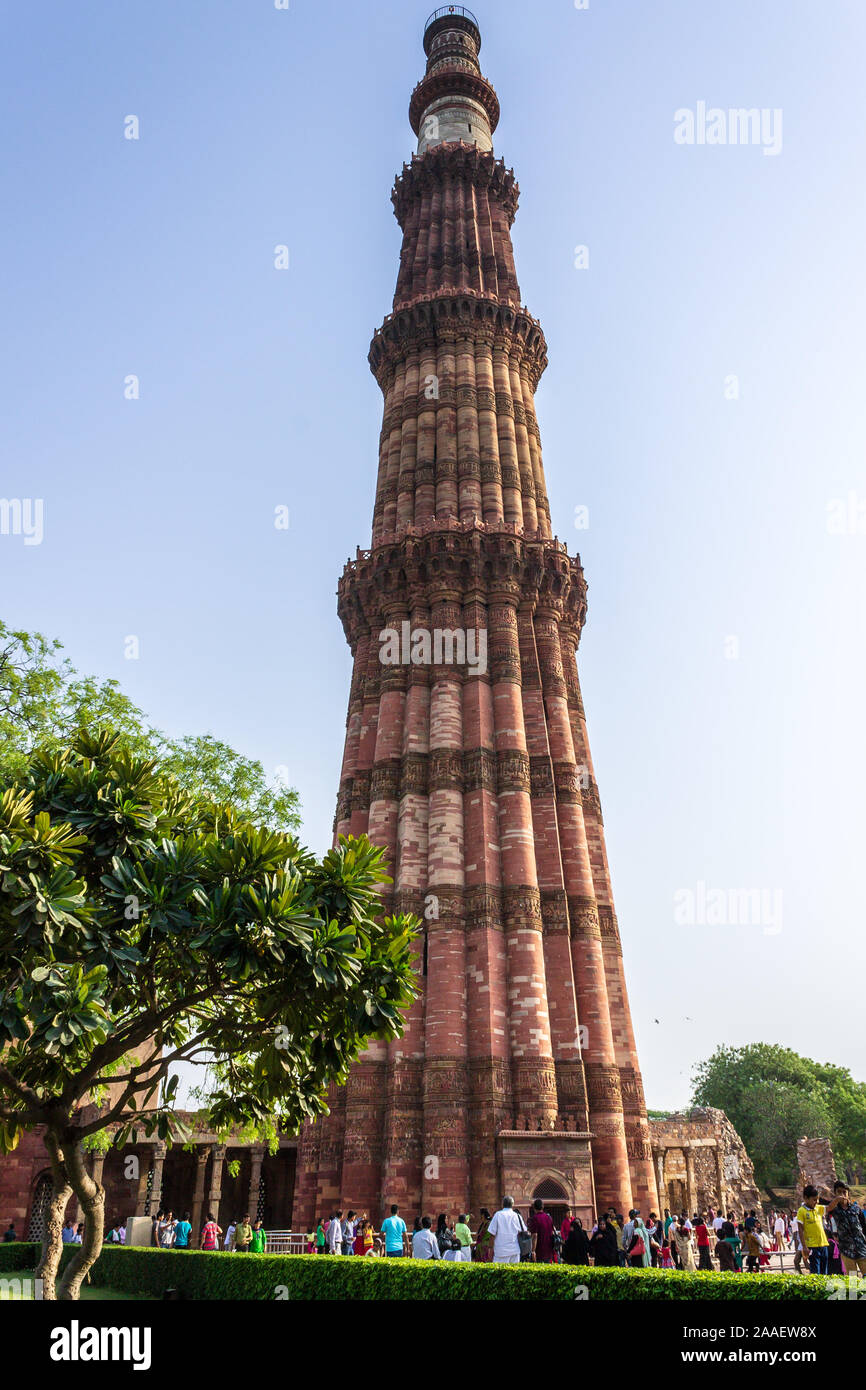 Qutub minar details hi-res stock photography and images - Alamy