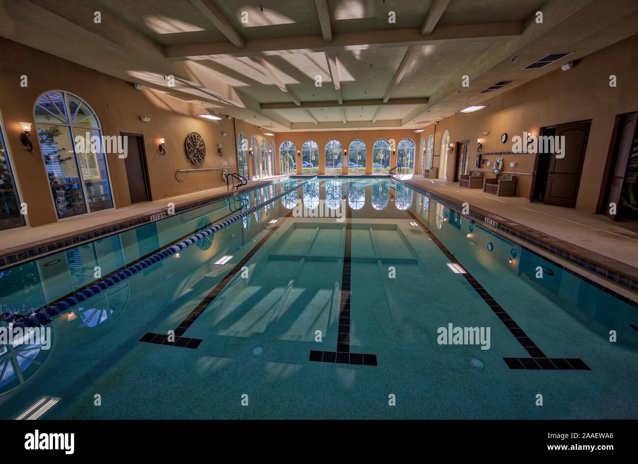 Community swimming pool hi-res stock photography and images - Alamy