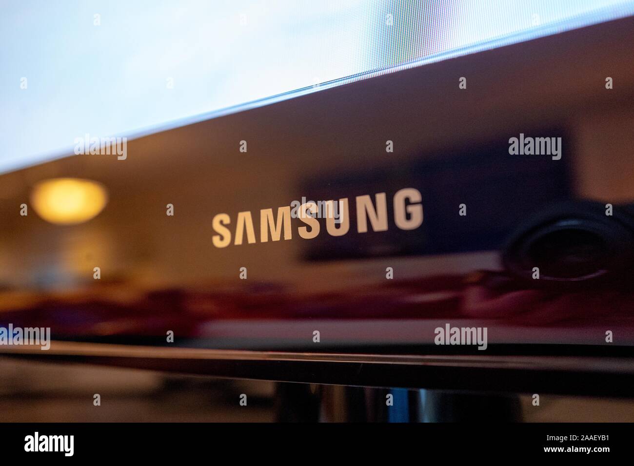 2000s television set hi-res stock photography and images - Alamy