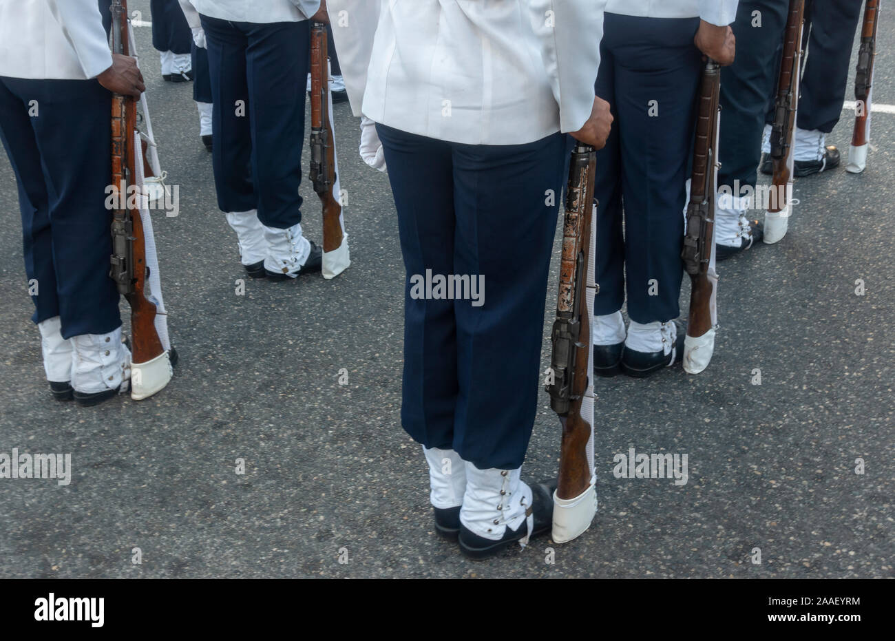 Security gate guard hi-res stock photography and images - Alamy