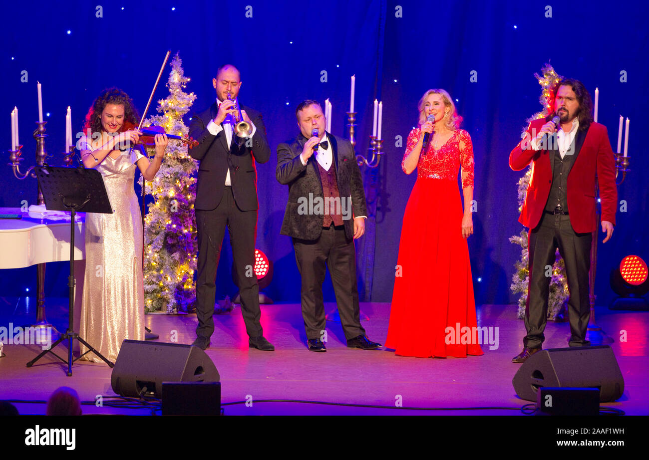 Rust, Germany. 20th Nov 2019. Christmas Gala Concert with Paul Potts ...