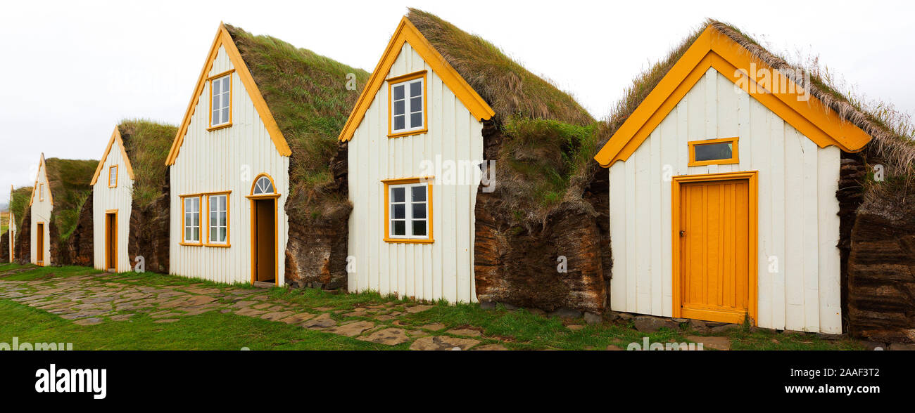 Turf farmhouse iceland hi-res stock photography and images - Alamy