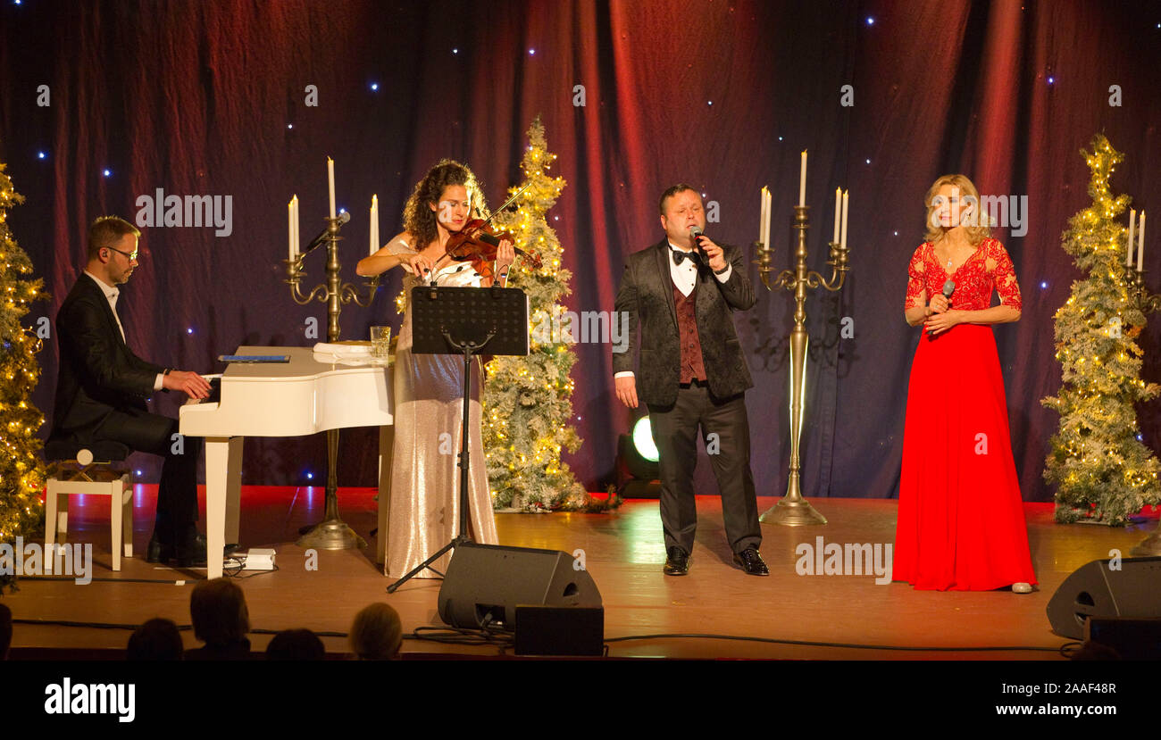 Rust, Germany. 20th Nov 2019. Christmas Gala Concert with Paul Potts ...