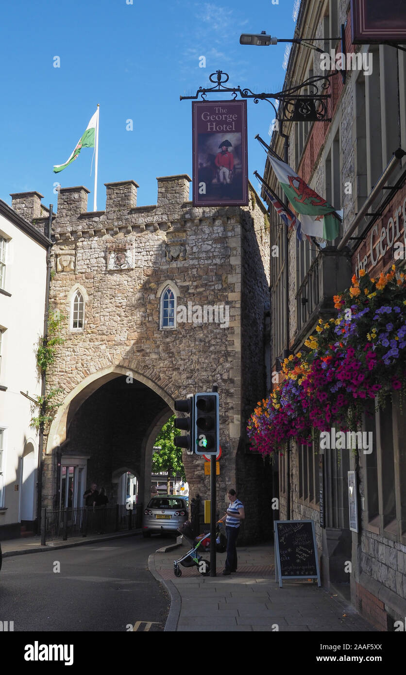 Chepstow town gate hi-res stock photography and images - Alamy
