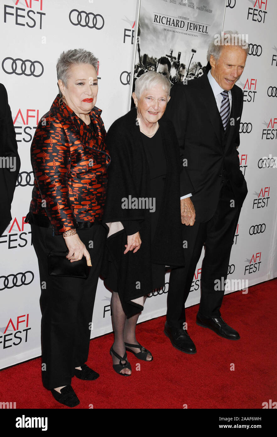 HOLLYWOOD, CA - NOVEMBER 20: (L-R) Kathy Bates, Barbara 'Bobi' Jewell ...