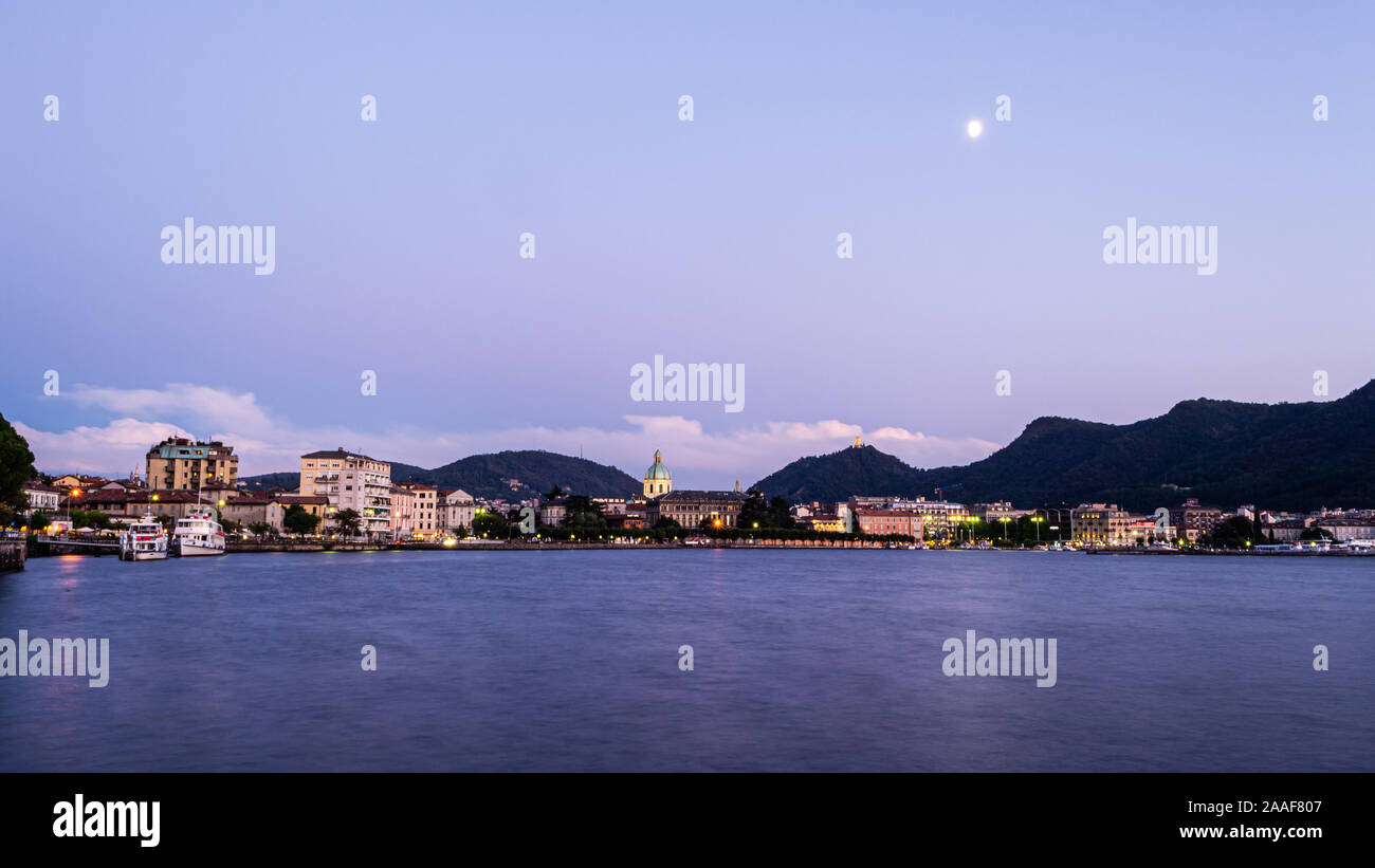 Long Exposure of Como at night in Como, Lombardy, Italy Stock Photo - Alamy