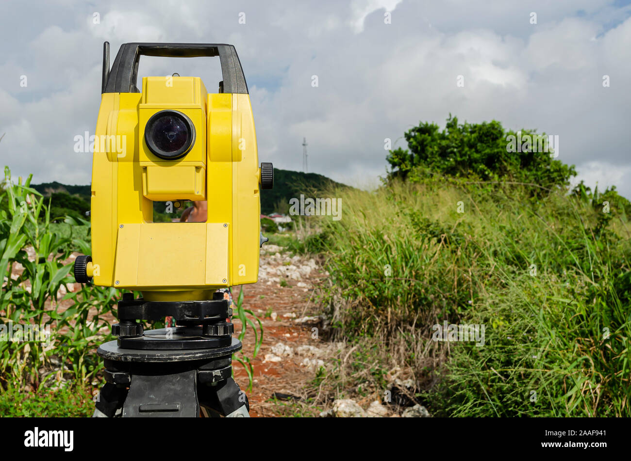 Theodolite survey hi-res stock photography and images - Alamy