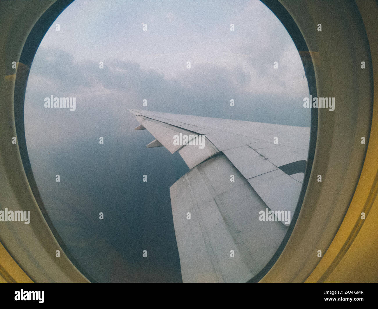 Aiplane windows view wing aircraft, airline, airplane, aviation skyline ...