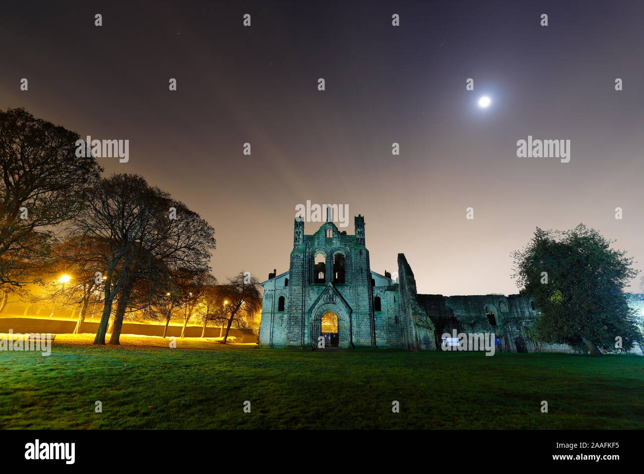 Kirkstall Abbey at night with the moon shining Stock Photo - Alamy