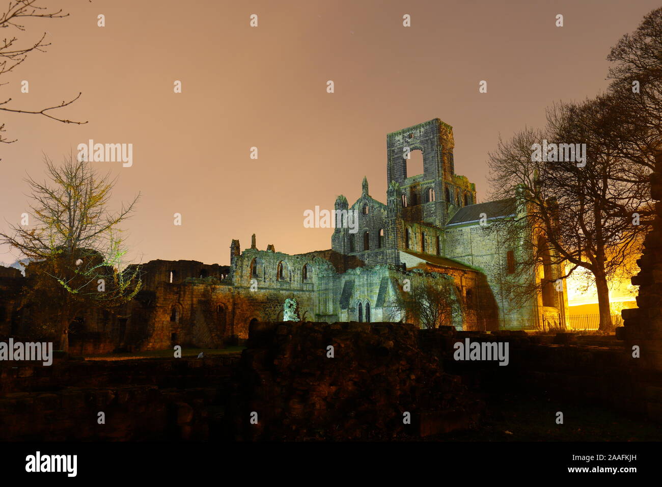 Old abbey ruins by night hi-res stock photography and images - Alamy
