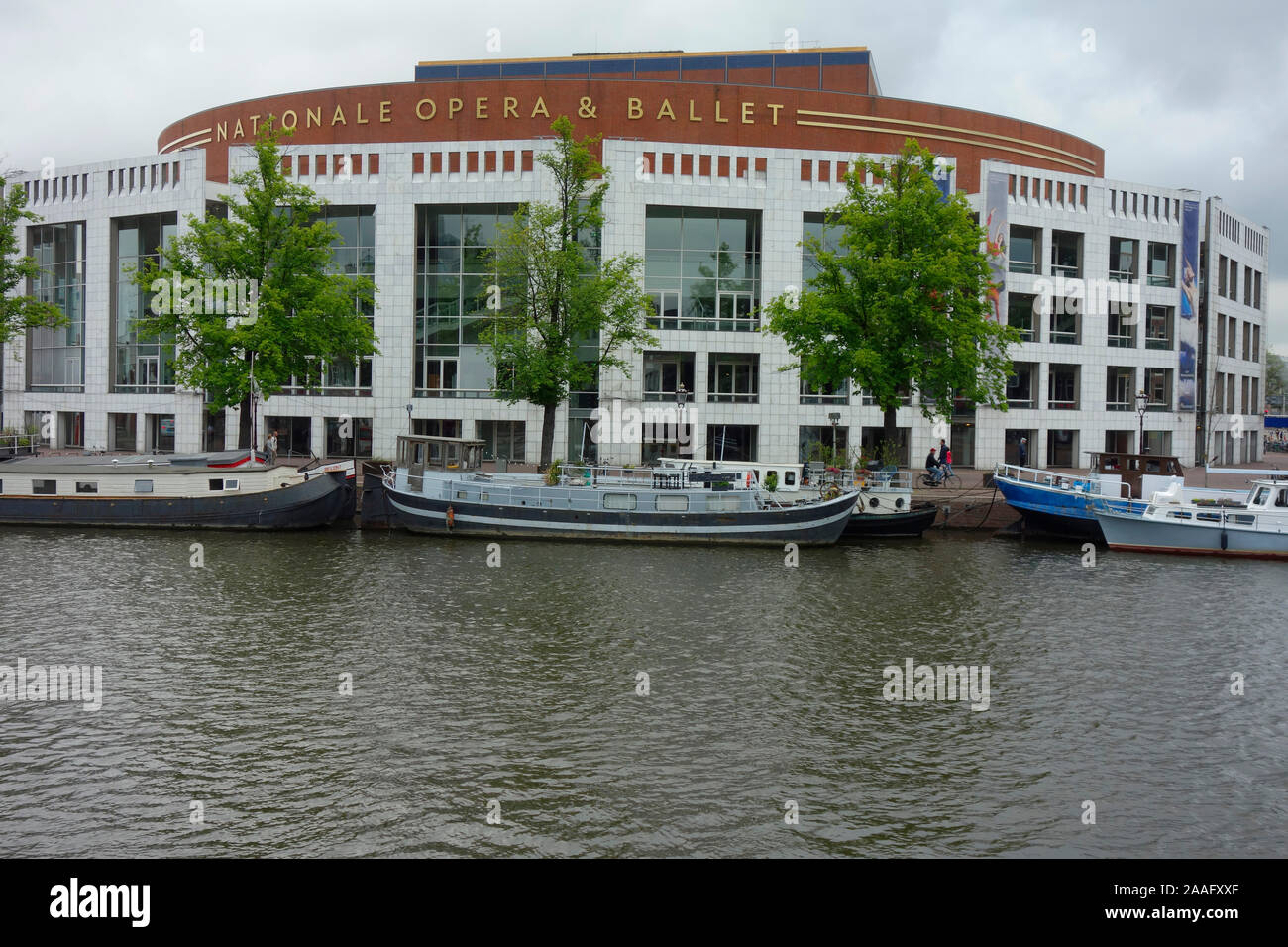Nationale ballet hi-res stock photography and images - Alamy